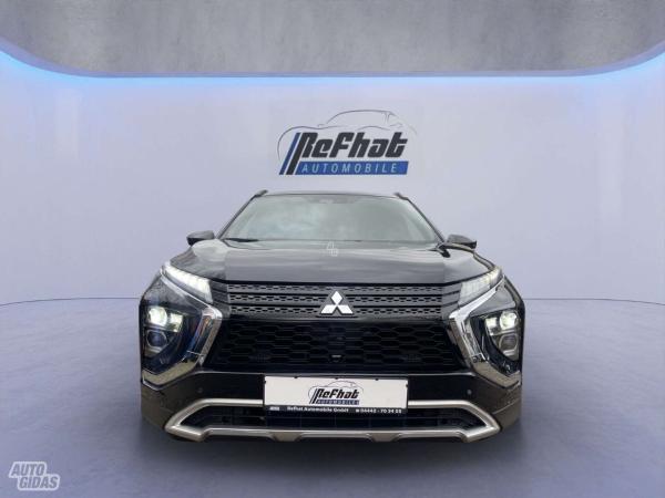Black Mitsubishi Eclipse Cross 2022 in Kaunas, with an engine capacity of 2.40 L and mileage of 93 thousand km for 21594 €, photo 3 on AUTOMOTO.COM.LV