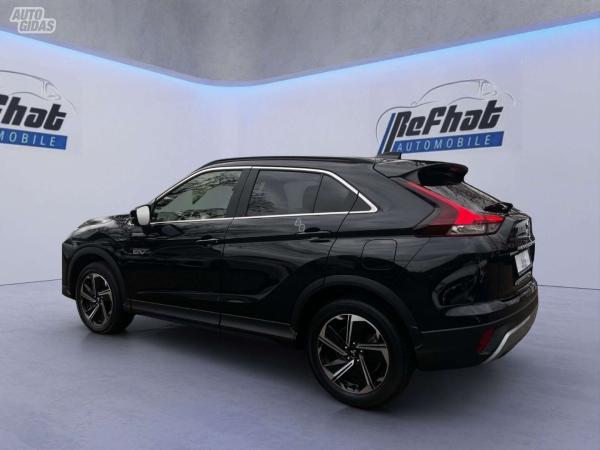 Black Mitsubishi Eclipse Cross 2022 in Kaunas, with an engine capacity of 2.40 L and mileage of 93 thousand km for 21594 €, photo 9 on AUTOMOTO.COM.LV