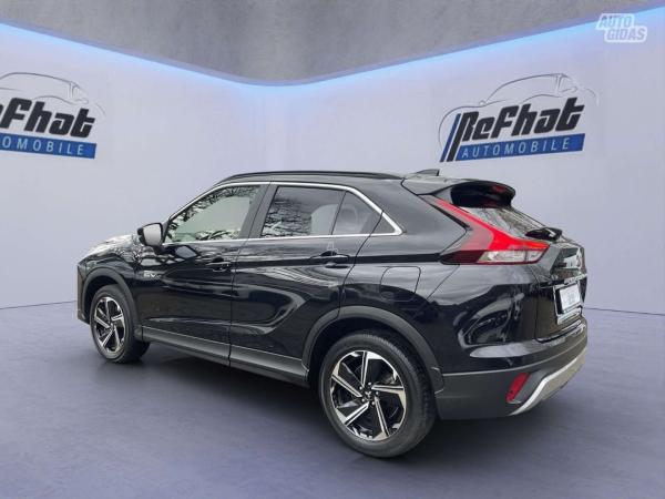 Black Mitsubishi Eclipse Cross 2022 in Kaunas, with an engine capacity of 2.40 L and mileage of 93 thousand km for 21594 €, photo 10 on AUTOMOTO.COM.LV