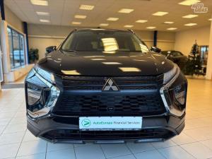 Black Mitsubishi Eclipse Cross 2022 in Kaunas, with an engine capacity of 2.40 L and mileage of 45 thousand km for 23379 €, photo 2 on AUTOMOTO.COM.LV
