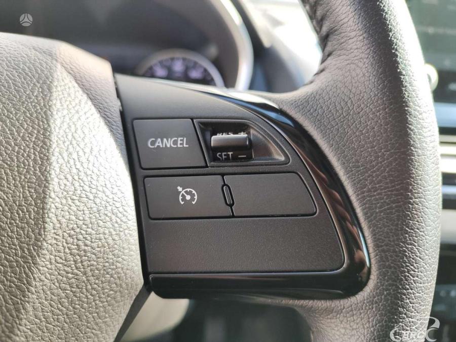 Black Mitsubishi Eclipse Cross 2022 in Klaipeda, with an engine capacity of 1.50 L and mileage of 35 thousand km for 13900 €, photo 30 on AUTOMOTO.COM.LV
