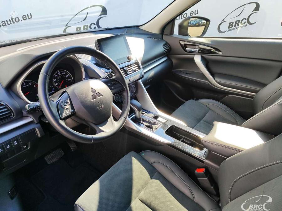 Black Mitsubishi Eclipse Cross 2022 in Klaipeda, with an engine capacity of 1.50 L and mileage of 35 thousand km for 13900 €, photo 27 on AUTOMOTO.COM.LV