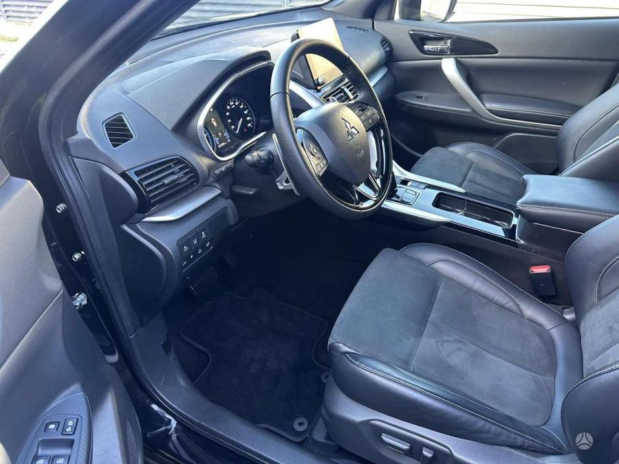 Melns Mitsubishi Eclipse Cross 2023 Kauņa, ar dzinēja tilpumu 2.36 L un nobraukumu 93 tūkst. km par 20390 €, foto 18 vietnē AUTOMOTO.COM.LV