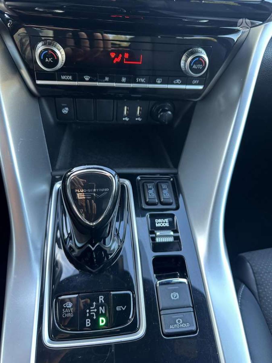 Melns Mitsubishi Eclipse Cross 2023 Kauņa, ar dzinēja tilpumu 2.36 L un nobraukumu 93 tūkst. km par 20390 €, foto 28 vietnē AUTOMOTO.COM.LV