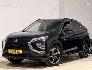 Black Mitsubishi Eclipse Cross 2024 in Klaipeda, with an engine capacity of 2.36 L and mileage of 46 thousand km for 23700 €, photo 9 on AUTOMOTO.COM.LV