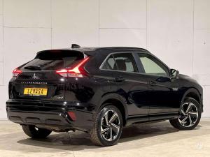 Black Mitsubishi Eclipse Cross 2024 in Klaipeda, with an engine capacity of 2.36 L and mileage of 46 thousand km for 23700 €, photo 13 on AUTOMOTO.COM.LV
