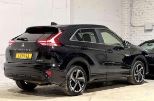 Black Mitsubishi Eclipse Cross 2024 in Klaipeda, with an engine capacity of 2.36 L and mileage of 46 thousand km for 23700 €, photo 30 on AUTOMOTO.COM.LV