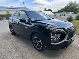 Melns Mitsubishi Eclipse Cross 2024 Kauņa, ar dzinēja tilpumu 2.36 L un nobraukumu 104 tūkst. km par 21500 €, foto  vietnē AUTOMOTO.COM.LV