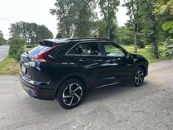 Melns Mitsubishi Eclipse Cross 2024 Kauņa, ar dzinēja tilpumu 2.36 L un nobraukumu 104 tūkst. km par 21500 €, foto 8 vietnē AUTOMOTO.COM.LV
