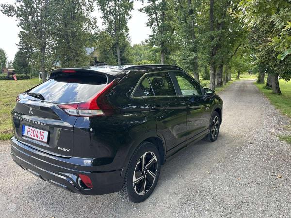 Melns Mitsubishi Eclipse Cross 2024 Kauņa, ar dzinēja tilpumu 2.36 L un nobraukumu 104 tūkst. km par 21500 €, foto 9 vietnē AUTOMOTO.COM.LV