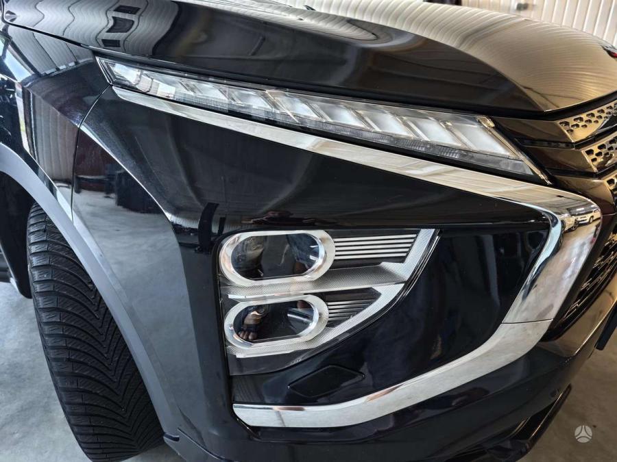 Melns Mitsubishi Eclipse Cross 2024 Viļņa, ar dzinēja tilpumu 2.36 L un nobraukumu 97 tūkst. km par 21250 €, foto 8 vietnē AUTOMOTO.COM.LV