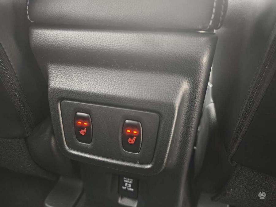 Melns Mitsubishi Eclipse Cross 2024 Viļņa, ar dzinēja tilpumu 2.36 L un nobraukumu 97 tūkst. km par 21250 €, foto 36 vietnē AUTOMOTO.COM.LV