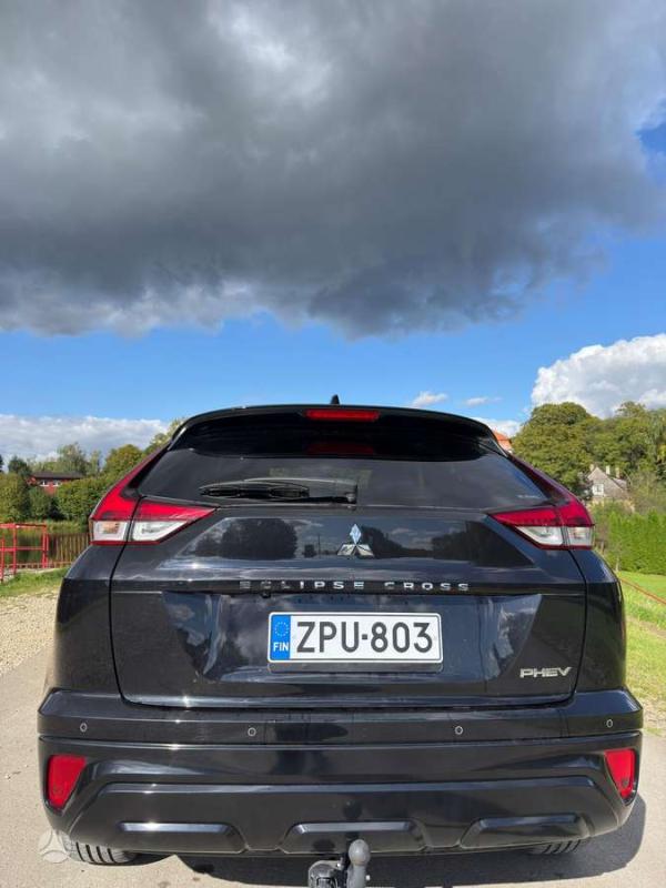 Black Mitsubishi Eclipse Cross 2025 in Vilnius, with an engine capacity of 2.40 L and mileage of 16 thousand km for 19900 €, photo 10 on AUTOMOTO.COM.LV