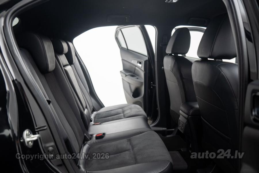 Black Mitsubishi Eclipse Cross 2022 in Tallinn, with an engine capacity of 2.40 L and mileage of 119 thousand km for 18999 €, photo 11 on AUTOMOTO.COM.LV