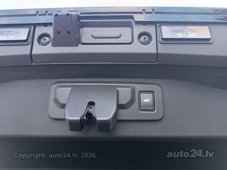 Black Mitsubishi Eclipse Cross 2026 in Tallinn, with an engine capacity of 0.00 L and mileage of 2 thousand km for 51990 €, photo 12 on AUTOMOTO.COM.LV