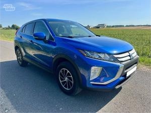Zils Mitsubishi Eclipse Cross 2020 Alīta, ar dzinēja tilpumu 1.50 L un nobraukumu 85 tūkst. km par 14800 €, foto 5 vietnē AUTOMOTO.COM.LV