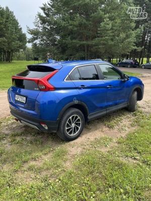 Blue Mitsubishi Eclipse Cross 2020 in Alytus, with an engine capacity of 1.50 L and mileage of 94 thousand km for 14300 €, photo 3 on AUTOMOTO.COM.LV