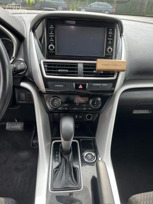 Blue Mitsubishi Eclipse Cross 2020 in Alytus, with an engine capacity of 1.50 L and mileage of 94 thousand km for 14300 €, photo 13 on AUTOMOTO.COM.LV
