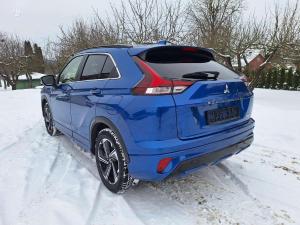 Blue Mitsubishi Eclipse Cross 2022 in Alytus, with an engine capacity of 2.36 L and mileage of 85 thousand km for 19650 €, photo 3 on AUTOMOTO.COM.LV