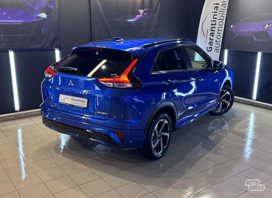 Синий Мицубиси Эклипс Кросс 2022 в Авиженяй, объемом двигателя 2.40 л и пробегом 100 тыс. км за 18500 €, фото 3 на AUTOMOTO.COM.LV