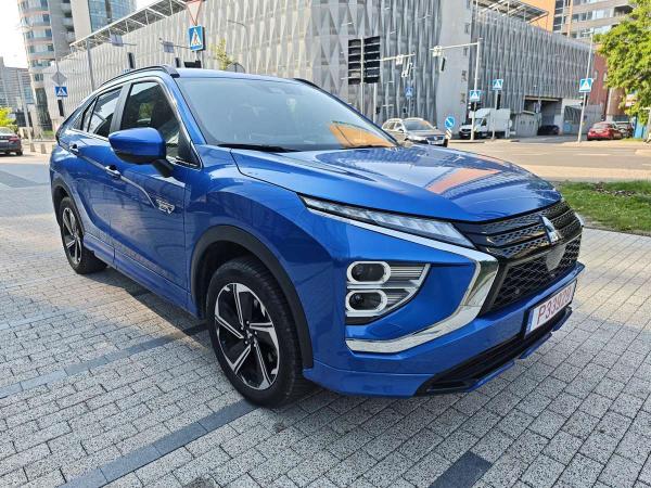 Blue Mitsubishi Eclipse Cross 2024 in Vilnius, with an engine capacity of 2.36 L and mileage of 32 thousand km for 22100 €, photo 1 on AUTOMOTO.COM.LV