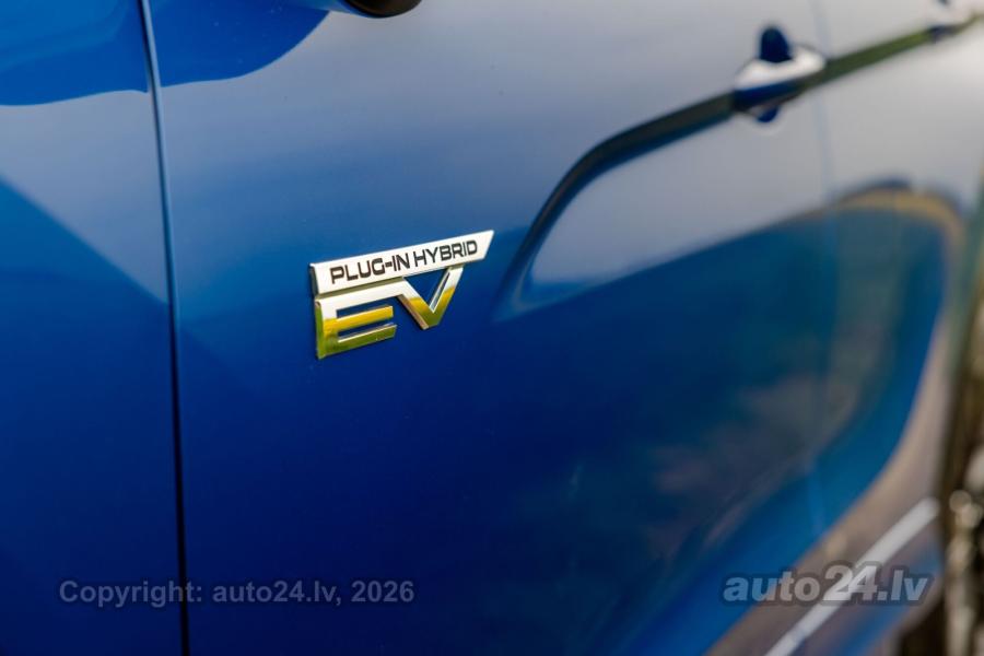 Blue Mitsubishi Eclipse Cross 2023 in Tallinn, with an engine capacity of 2.40 L and mileage of 26 thousand km for 26900 €, photo 6 on AUTOMOTO.COM.LV