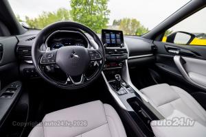 Blue Mitsubishi Eclipse Cross 2023 in Tallinn, with an engine capacity of 2.40 L and mileage of 26 thousand km for 26900 €, photo 10 on AUTOMOTO.COM.LV