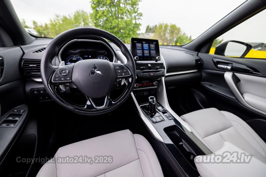 Blue Mitsubishi Eclipse Cross 2023 in Tallinn, with an engine capacity of 2.40 L and mileage of 26 thousand km for 26900 €, photo 10 on AUTOMOTO.COM.LV