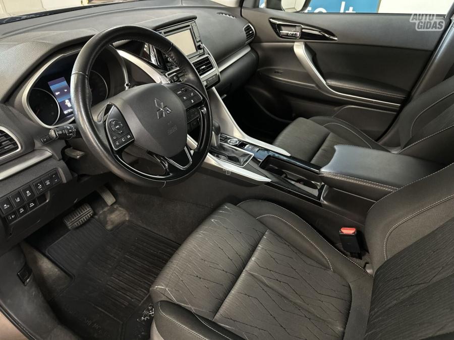 Brown Mitsubishi Eclipse Cross 2019 in Klaipeda, with an engine capacity of 1.50 L and mileage of 67 thousand km for 17000 €, photo 11 on AUTOMOTO.COM.LV