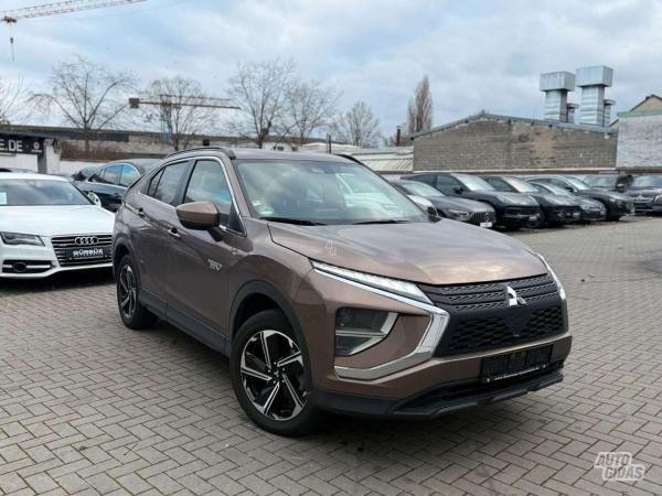 Brūns Mitsubishi Eclipse Cross 2022 Kauņa, ar dzinēja tilpumu 2.40 L un nobraukumu 30 tūkst. km par 24421 €, foto 1 vietnē AUTOMOTO.COM.LV