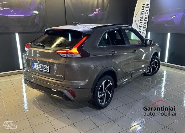 Brūns Mitsubishi Eclipse Cross 2022 Avižieniai, ar dzinēja tilpumu 2.40 L un nobraukumu 81 tūkst. km par 21550 €, foto 2 vietnē AUTOMOTO.COM.LV