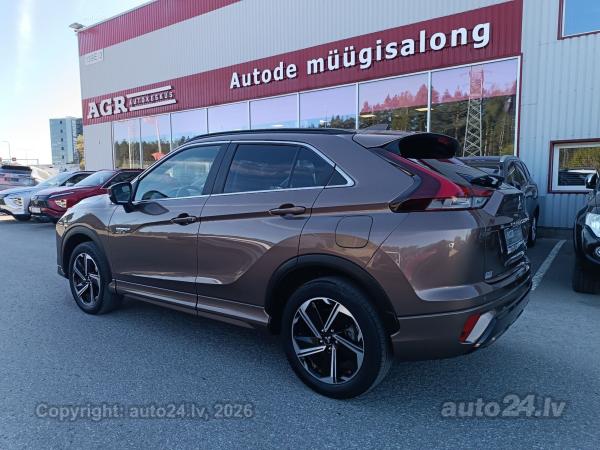 Brown Mitsubishi Eclipse Cross 2022 in Tallinn, with an engine capacity of 2.40 L and mileage of 51 thousand km for 25990 €, photo 2 on AUTOMOTO.COM.LV