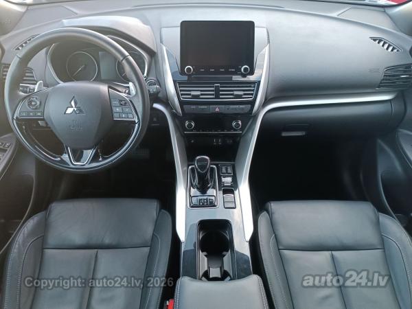 Brown Mitsubishi Eclipse Cross 2022 in Tallinn, with an engine capacity of 2.40 L and mileage of 51 thousand km for 25990 €, photo 5 on AUTOMOTO.COM.LV