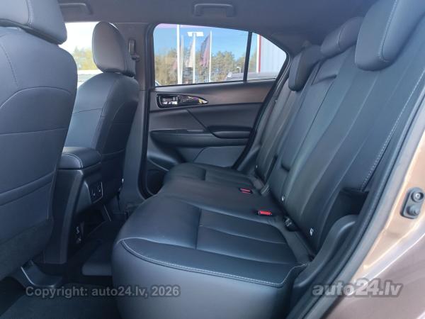 Brown Mitsubishi Eclipse Cross 2022 in Tallinn, with an engine capacity of 2.40 L and mileage of 51 thousand km for 25990 €, photo 8 on AUTOMOTO.COM.LV