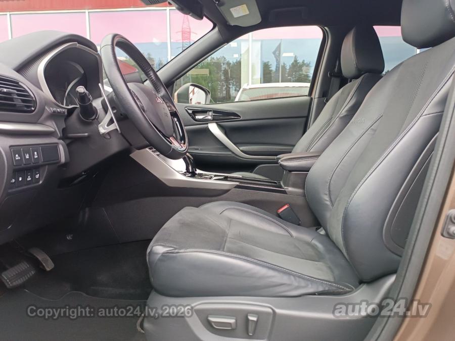 Brown Mitsubishi Eclipse Cross 2022 in Tallinn, with an engine capacity of 2.40 L and mileage of 92 thousand km for 24990 €, photo 8 on AUTOMOTO.COM.LV