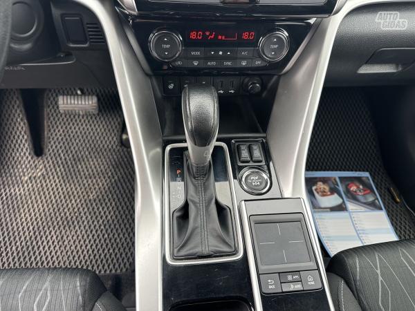 Mitsubishi Eclipse Cross 2019 in Kaunas, with an engine capacity of 2.30 L and mileage of 261 thousand km for 13500 €, photo 9 on AUTOMOTO.COM.LV