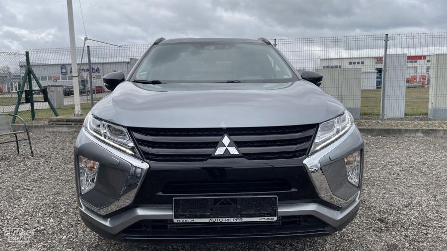 Grey Mitsubishi Eclipse Cross 2019 in Marijampole, with an engine capacity of 2.30 L and mileage of 156 thousand km for 14490 €, photo 5 on AUTOMOTO.COM.LV