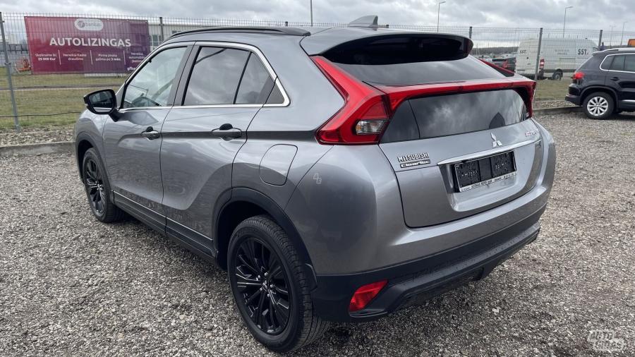Grey Mitsubishi Eclipse Cross 2019 in Marijampole, with an engine capacity of 2.30 L and mileage of 156 thousand km for 14490 €, photo 9 on AUTOMOTO.COM.LV