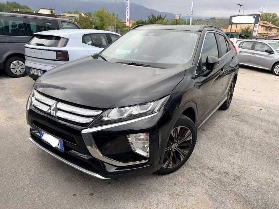 Pelēks Mitsubishi Eclipse Cross 2019 Viļņa, ar dzinēja tilpumu 2.27 L un nobraukumu 209 tūkst. km par 11000 €, foto 1 vietnē AUTOMOTO.COM.LV