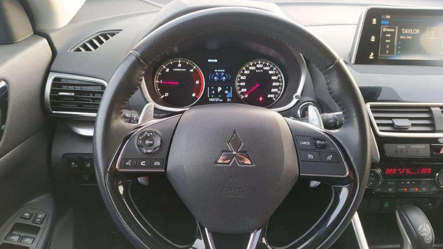 Grey Mitsubishi Eclipse Cross 2020 in Panevezys, with an engine capacity of 2.27 L and mileage of 144 thousand km for 19500 €, photo 32 on AUTOMOTO.COM.LV