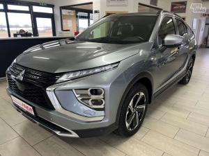 Pelēks Mitsubishi Eclipse Cross 2021 Kauņa, ar dzinēja tilpumu 2.40 L un nobraukumu 76 tūkst. km par 23420 €, foto 2 vietnē AUTOMOTO.COM.LV