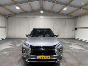 Pelēks Mitsubishi Eclipse Cross 2021 Kauņa, ar dzinēja tilpumu 2.36 L un nobraukumu 98 tūkst. km par 16093 €, foto 2 vietnē AUTOMOTO.COM.LV