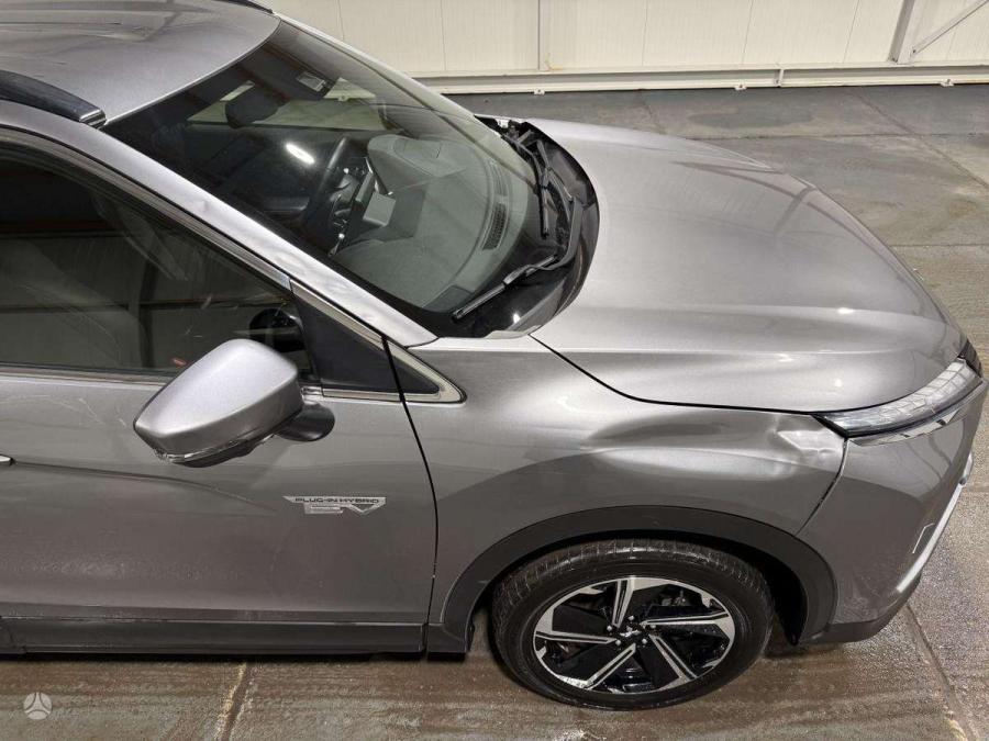 Pelēks Mitsubishi Eclipse Cross 2021 Kauņa, ar dzinēja tilpumu 2.36 L un nobraukumu 98 tūkst. km par 16093 €, foto 13 vietnē AUTOMOTO.COM.LV