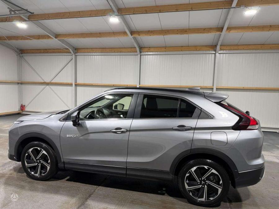 Pelēks Mitsubishi Eclipse Cross 2021 Kauņa, ar dzinēja tilpumu 2.36 L un nobraukumu 98 tūkst. km par 16093 €, foto 21 vietnē AUTOMOTO.COM.LV