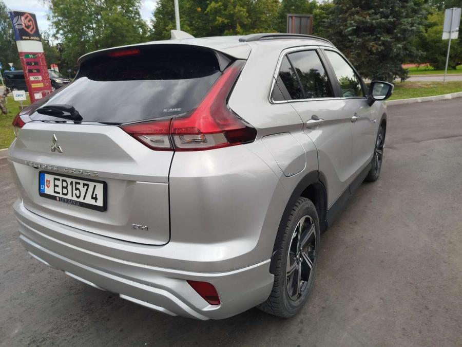 Pelēks Mitsubishi Eclipse Cross 2021 Plungė, ar dzinēja tilpumu 2.36 L un nobraukumu 50 tūkst. km par 15500 €, foto 5 vietnē AUTOMOTO.COM.LV