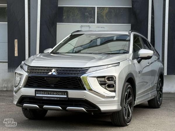 Pelēks Mitsubishi Eclipse Cross 2022 Kauņa, ar dzinēja tilpumu 2.40 L un nobraukumu 34 tūkst. km par 24357 €, foto 1 vietnē AUTOMOTO.COM.LV