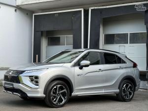 Grey Mitsubishi Eclipse Cross 2022 in Kaunas, with an engine capacity of 2.40 L and mileage of 34 thousand km for 24151 €, photo 2 on AUTOMOTO.COM.LV
