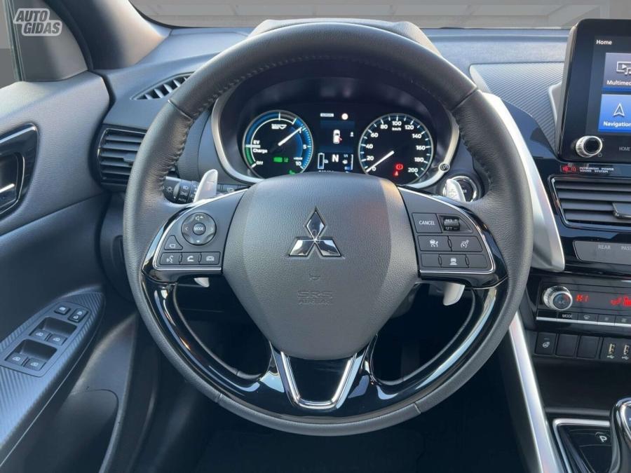 Grey Mitsubishi Eclipse Cross 2022 in Kaunas, with an engine capacity of 2.40 L and mileage of 10 thousand km for 29394 €, photo 11 on AUTOMOTO.COM.LV