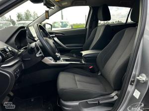 Pelēks Mitsubishi Eclipse Cross 2022 Avižieniai, ar dzinēja tilpumu 2.40 L un nobraukumu 37 tūkst. km par 20900 €, foto 8 vietnē AUTOMOTO.COM.LV