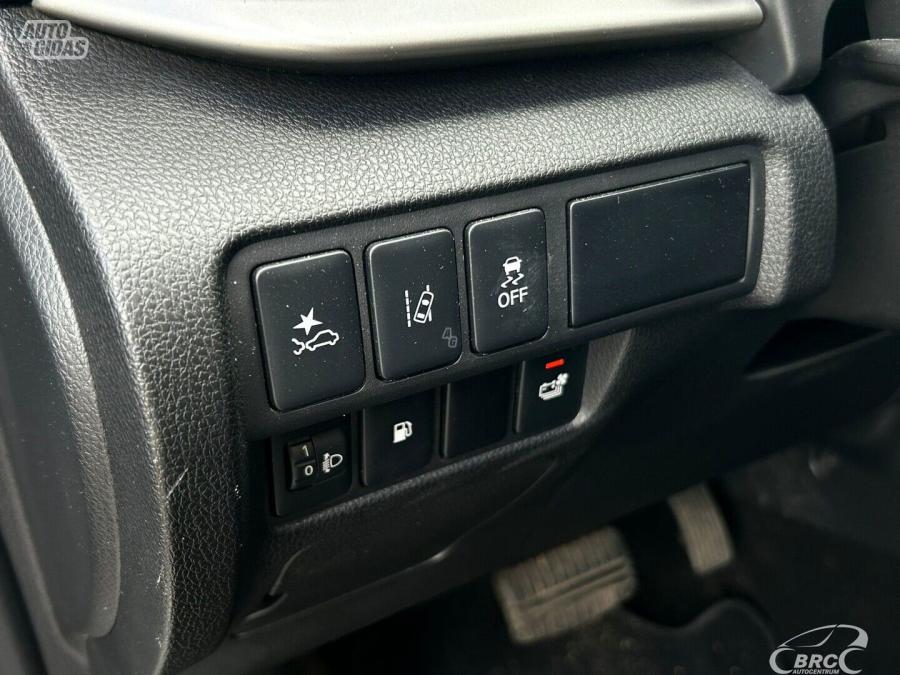 Pelēks Mitsubishi Eclipse Cross 2022 Avižieniai, ar dzinēja tilpumu 2.40 L un nobraukumu 37 tūkst. km par 20900 €, foto 18 vietnē AUTOMOTO.COM.LV